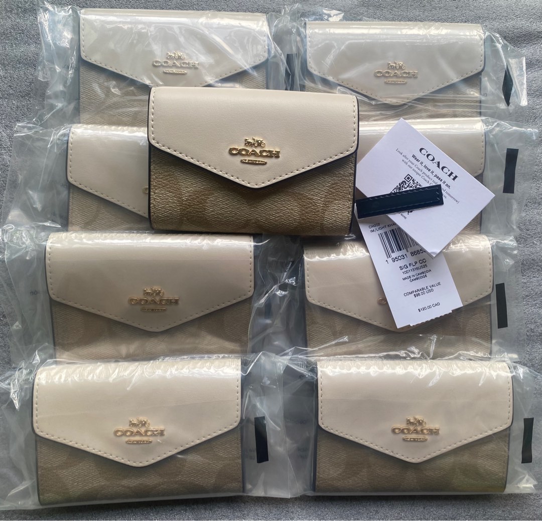 Coach Flap cardcase, Luxury, Bags & Wallets on Carousell