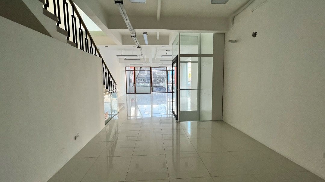 Commercial Residential Unit in Tomas Morato Diliman Quezon City ...