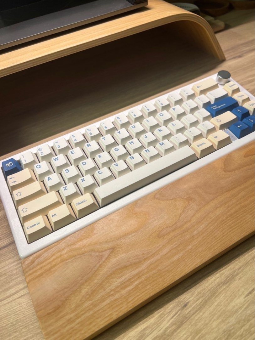 GMK67 AKKO Cream Yellow Pro Lubed And Fully Modded, Computers & Tech ...