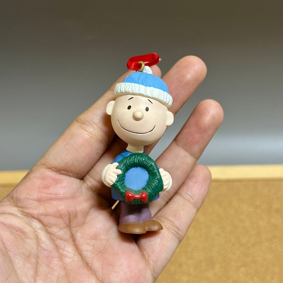 Hallmark Peanuts Snoopy Charlie Brown Christmas Ornament 6.5cm - Php ...