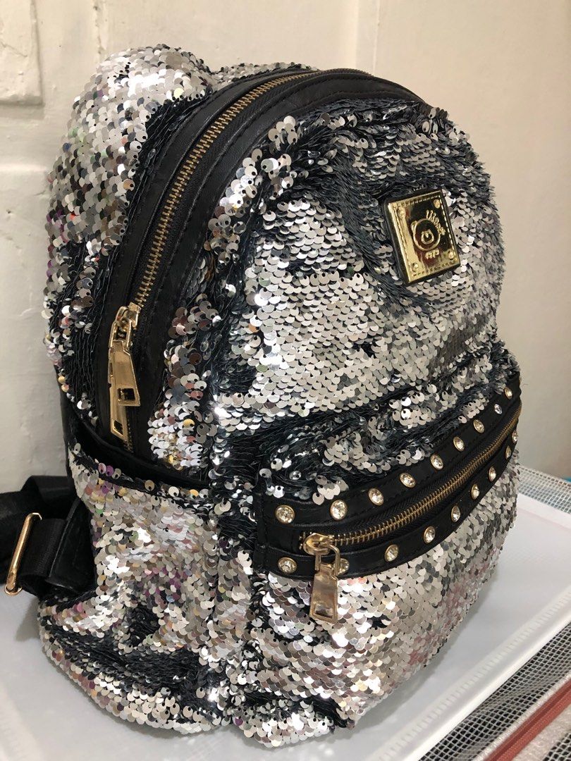 jem: Preowned ORIGINAL & BRANDED Sparkly Medium-Sized Sequin Ladies ...
