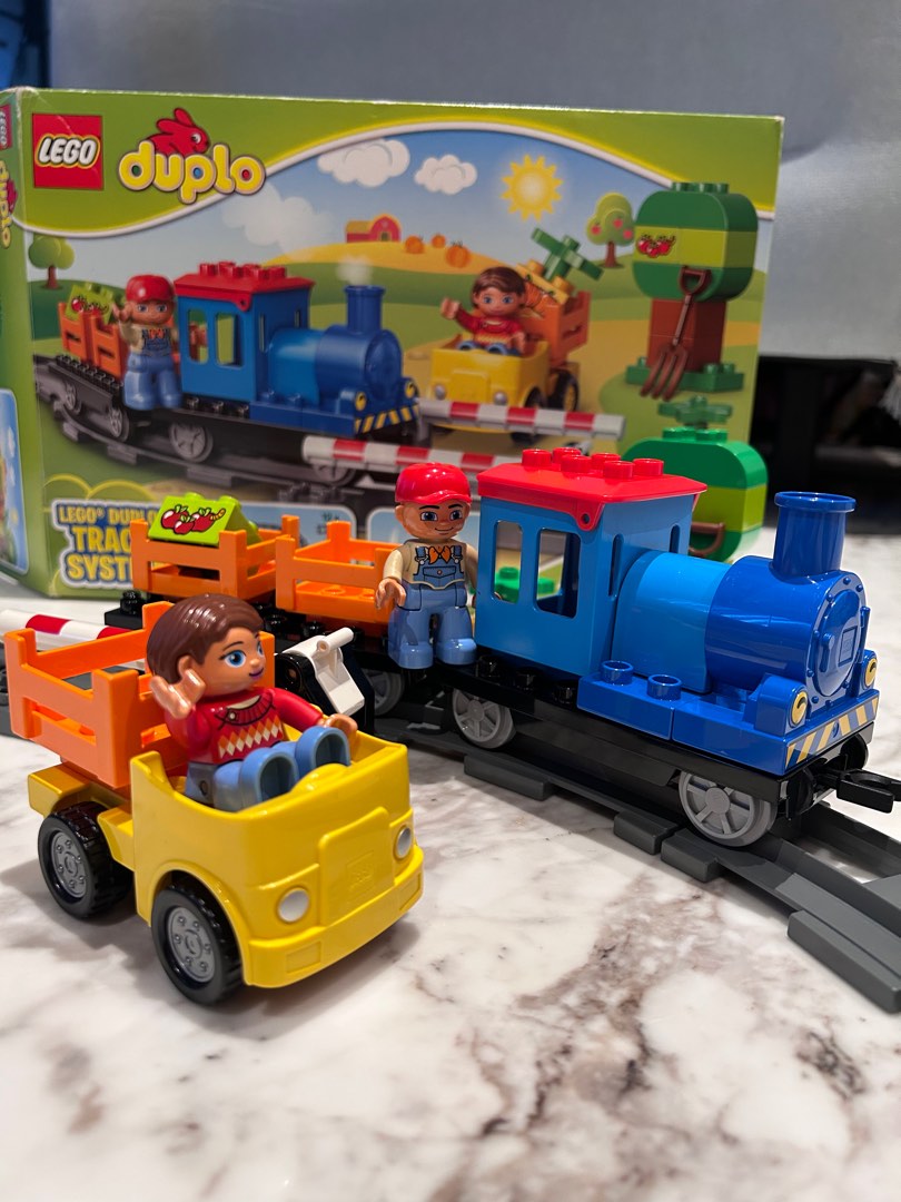 duplo track system