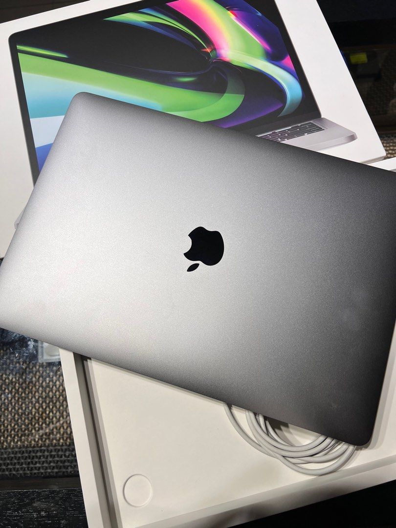 Macbook Pro M1 13 Inch Touch Bar 2020 Like New Cycle Count 43 ...