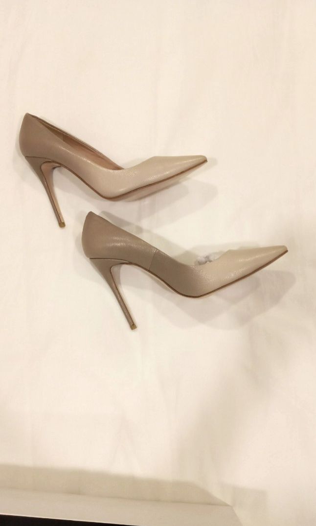 Nelissa Hilman Classic Pointy Heels in Brown Ombre 39, Women's Fashion ...