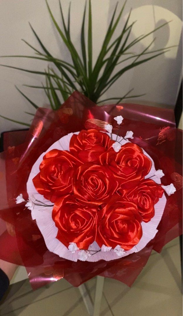 RIBBON ROSE BOUQUET FLOWER (custom warna pun boleh), Hobbies & Toys ...