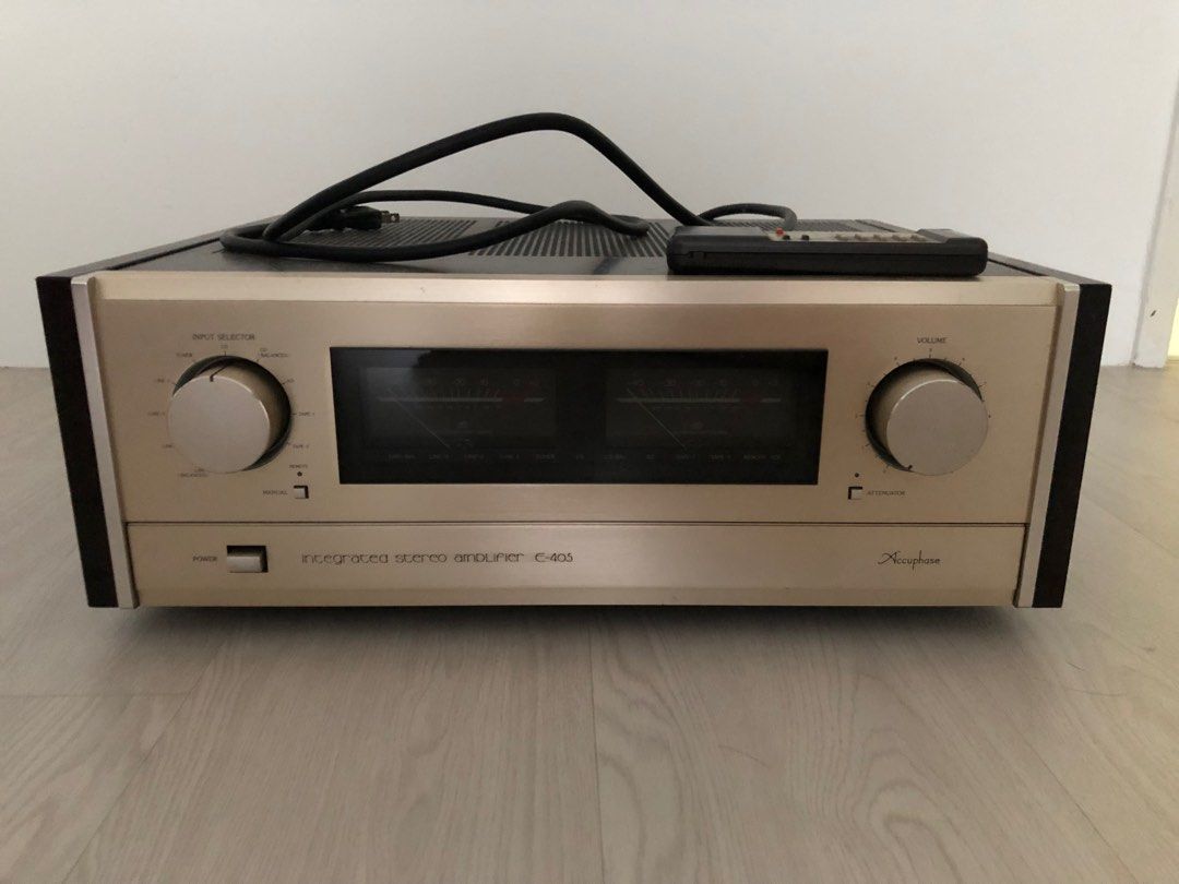 Accuphase E405 Integrated Amp, Audio, Soundbars, Speakers & Amplifiers ...