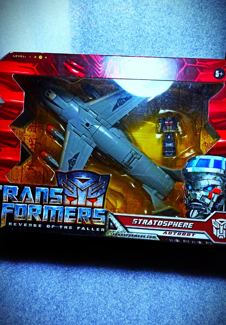 BIB ROTF STRATOSPHERE with smallest Optimus Prime Hasbro Voyager Class ...