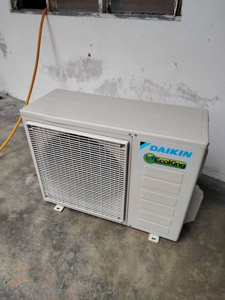 DAIKIN 2.5 hp Eco King EXPOSED Air Cond (R410a Gas) - with 6 months ...