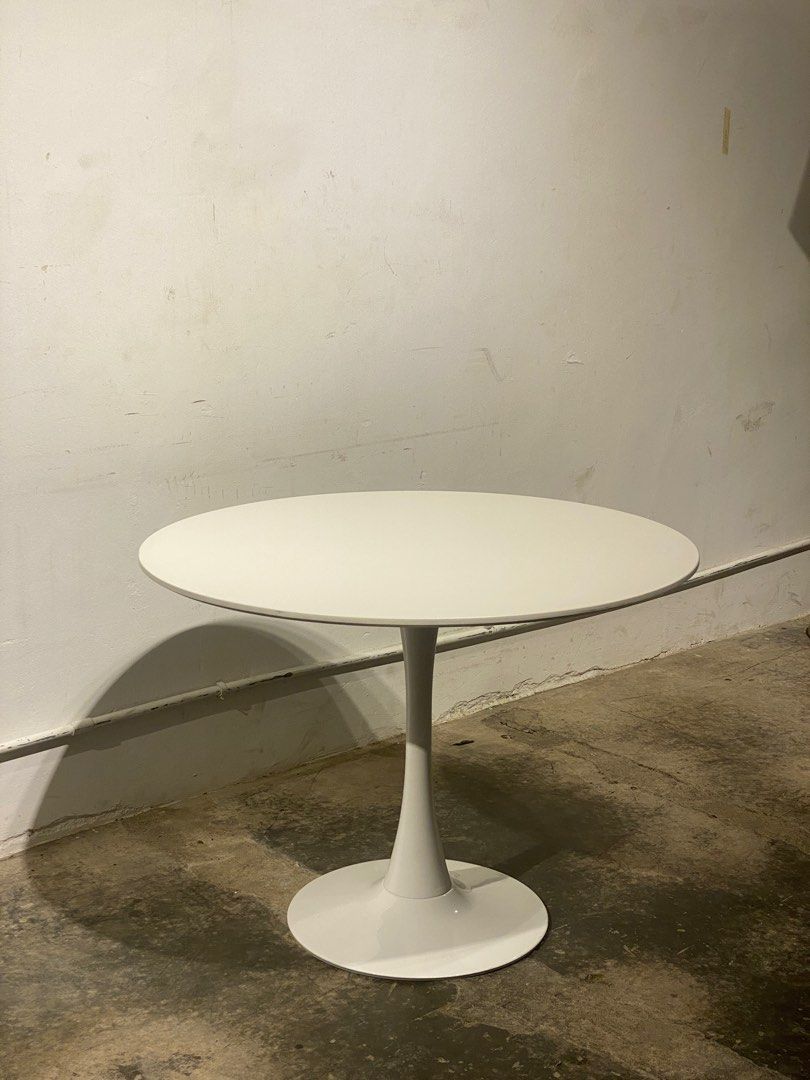 Minimalist Round Table, Furniture & Home Living, Furniture, Tables ...
