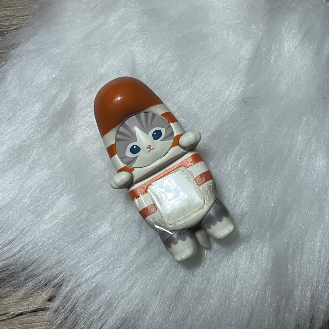 Mofusand Garden Eel Hipper, Hobbies & Toys, Memorabilia & Collectibles ...