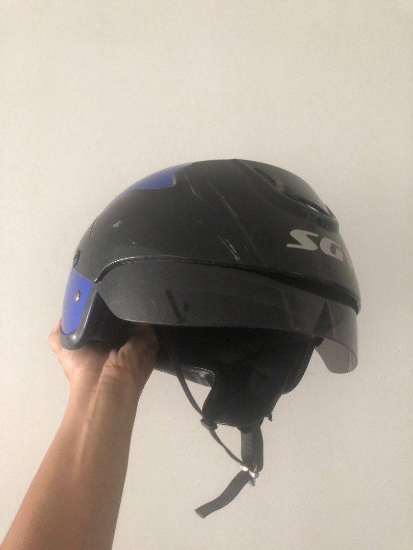 Motor helmet sgv, Sports Equipment, Bicycles & Parts, Bicycles on Carousell