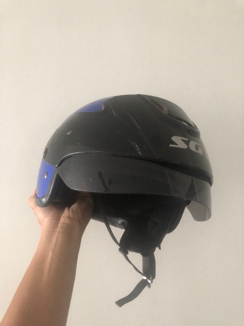 Motor helmet sgv, Sports Equipment, Bicycles & Parts, Bicycles on Carousell