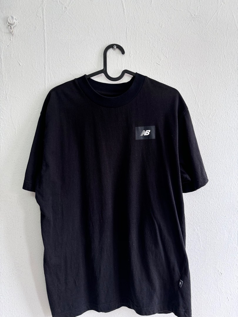 New Balance Small Logo, Men's Fashion, Activewear on Carousell