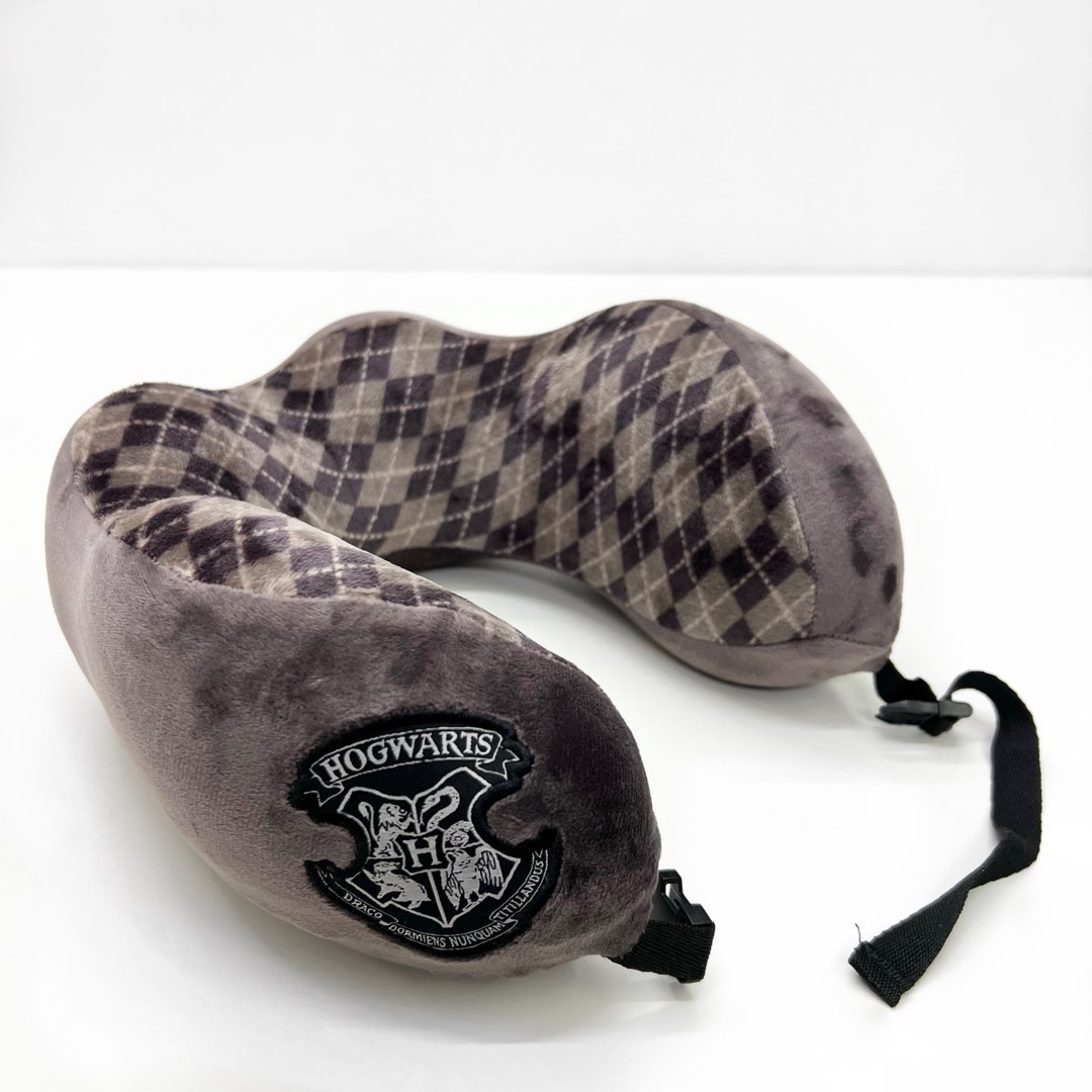 NEW Miniso x Harry Potter Hogwarts Neck Pillow , Foldable , Travel ...