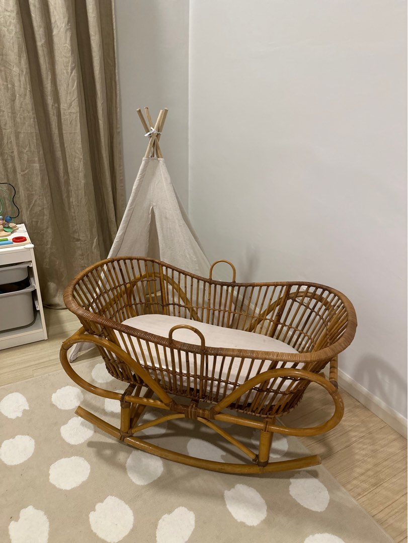 Rattan Rocking Baby Cot with Removable Bassinet + Free Mattress, Babies ...