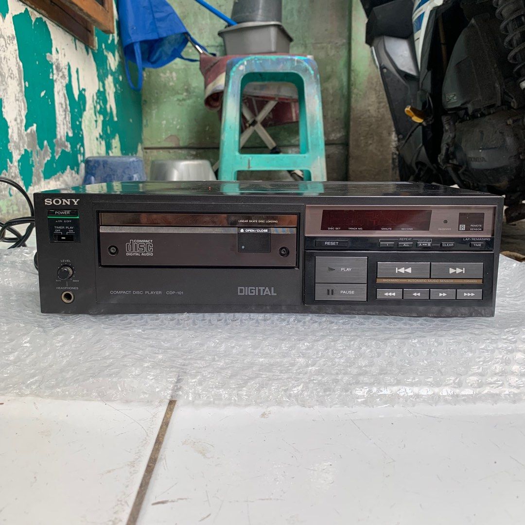 Sony CDP-101 Vintage (The First CD Player) 1982 EXTREMELY RARE! BUKAN ...