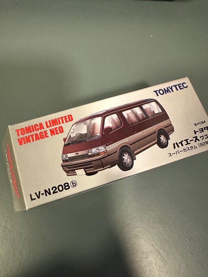 Tomytec TLV Toyota Hiace Wagon Lv-N208b, 興趣及遊戲, 玩具 & 遊戲類 - Carousell