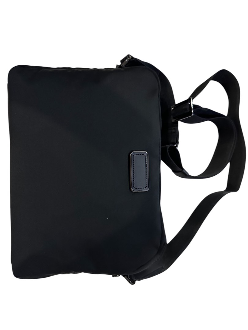 Tumi Harrison Leo Crossboy | Tumi Germany, Men's Fashion, Bags, Sling ...