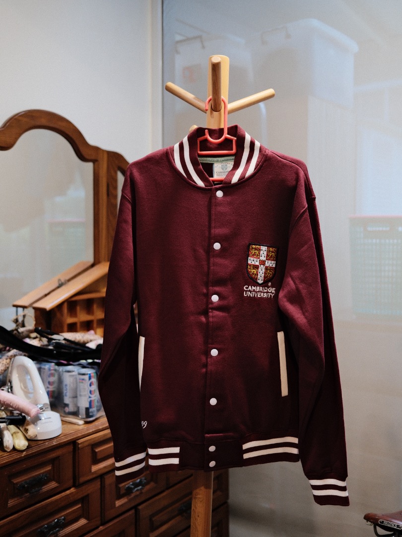 University of Cambridge Varsity Jacket in Maroon (L), Men's Fashion ...