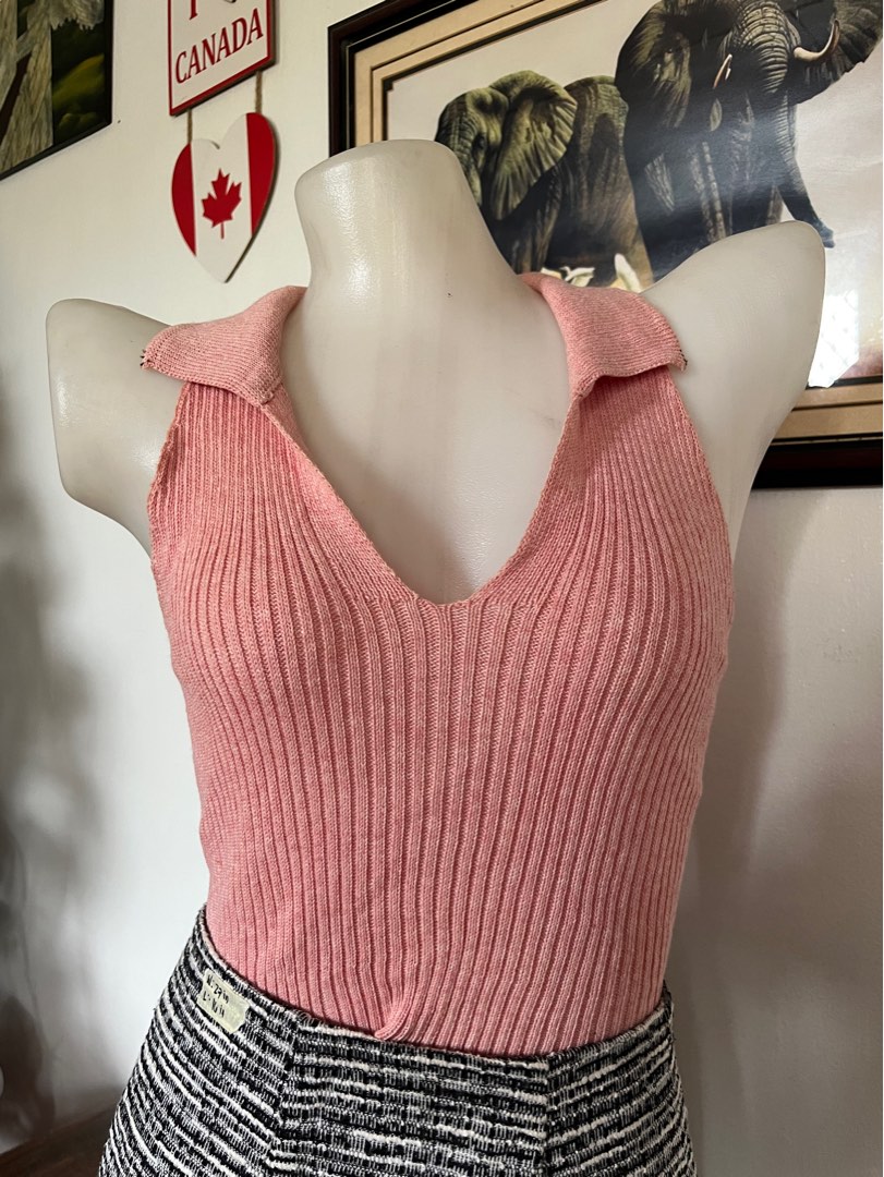 002 KNITTED HALTER TOP, Women's Fashion, Tops, Sleeveless on Carousell