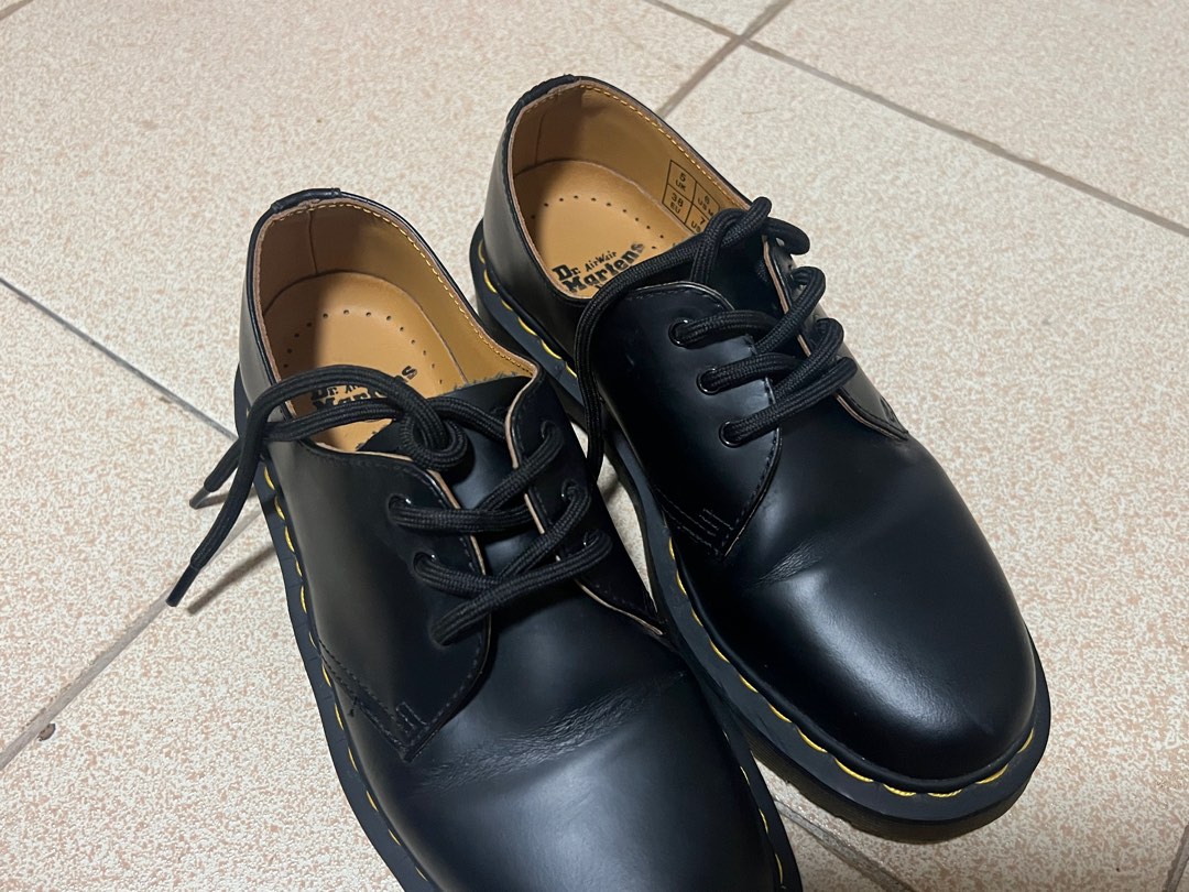 Dr. Martens 1461 Second Hand, Women's Fashion, Footwear, Loafers on ...