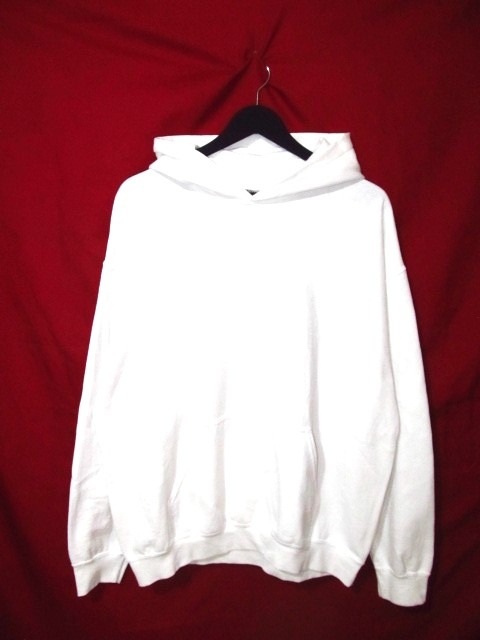 HOODIE PURE WHITE, Men's Fashion, Coats, Jackets and Outerwear on Carousell