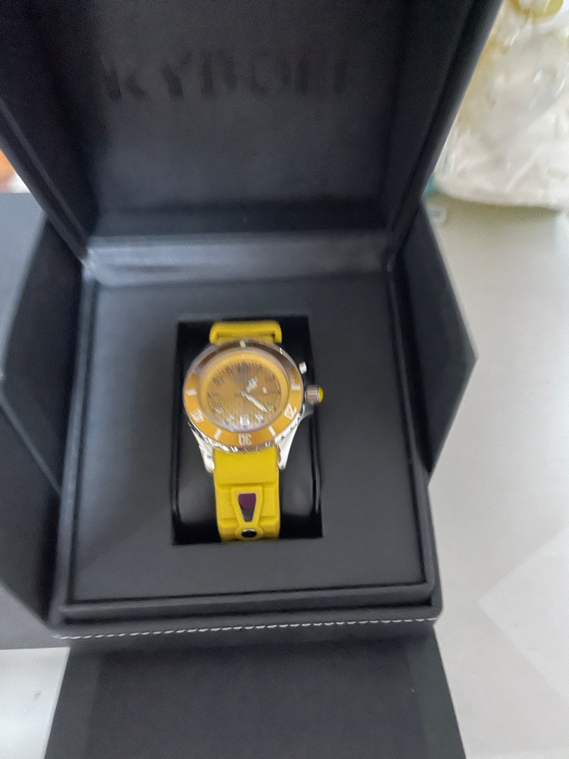 KYBOE Watch, Women's Fashion, Watches & Accessories, Watches on Carousell