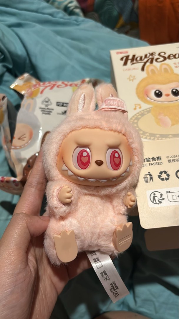 Labubu Dada Authentic 10000%, Toys & Collectibles, Mainan di Carousell