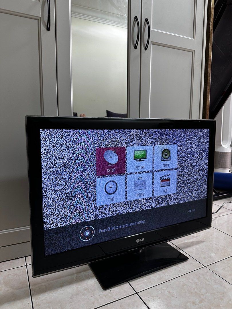 LG LED 32 inch FHD, TV & Home Appliances, TV & Entertainment, TV on ...