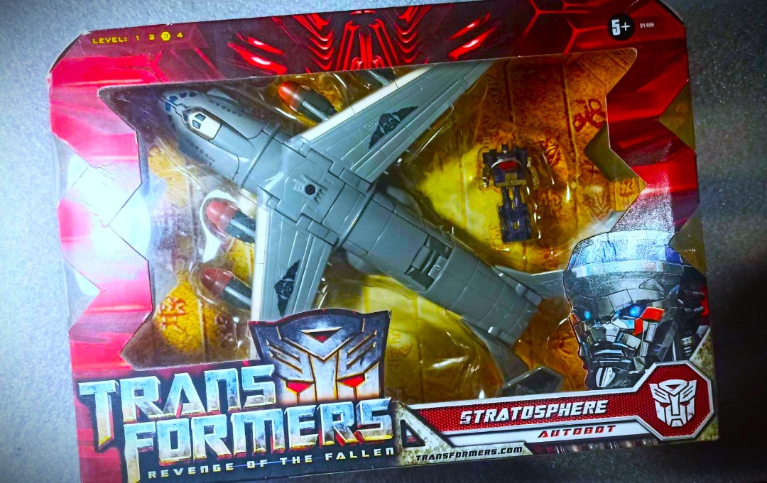 MIB ROTF STRATOSPHERE with smallest Optimus Prime Hasbro Voyager Class ...
