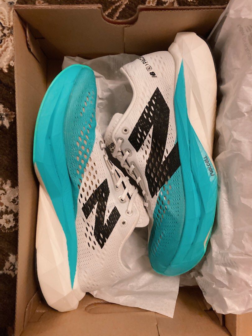 New Balance Fuel Cell Pacer v2 (free racing kit), Men's Fashion ...
