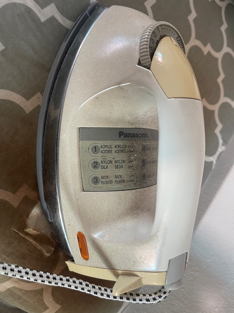 Panasonic Tradition iron, TV & Home Appliances, Irons & Steamers on Carousell
