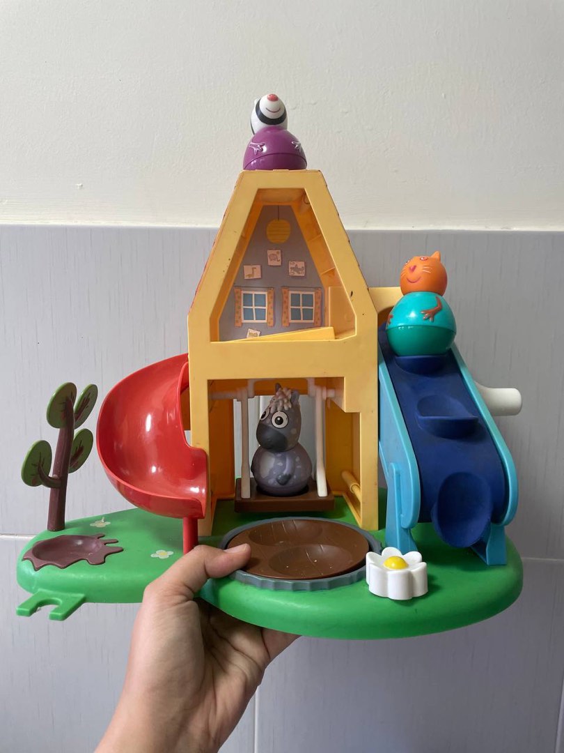 Peppa Pig Weebles Wind and Wobble Playhouse, Hobbies & Toys, Toys ...