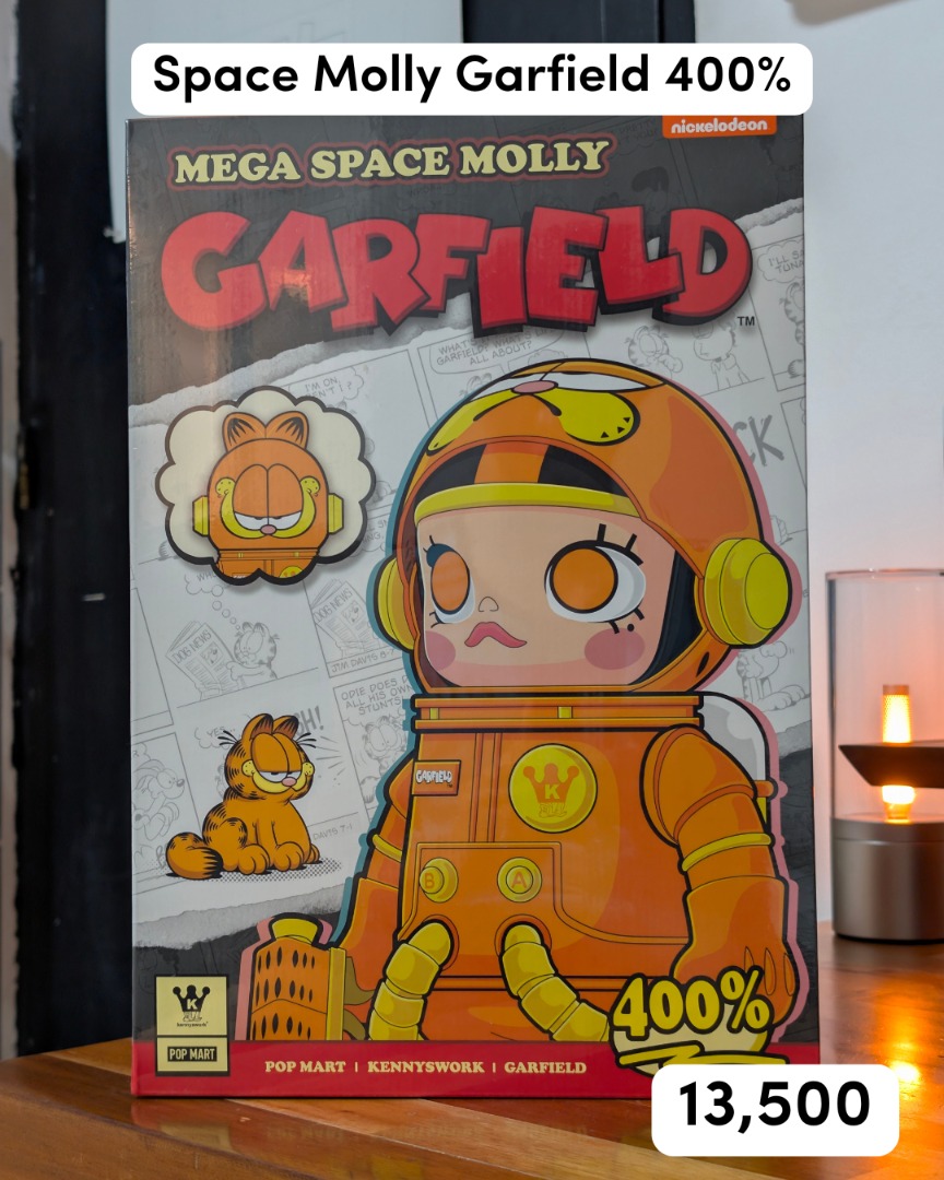 Popmart Space Molly Garfield 400%, Hobbies & Toys, Toys & Games on ...