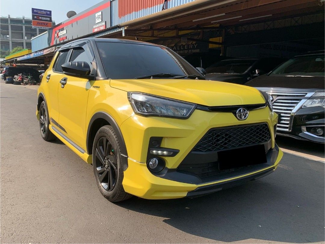 RAIZE GR SPORT AT yellow 2022, Mobil & Motor, Mobil untuk Dijual di ...