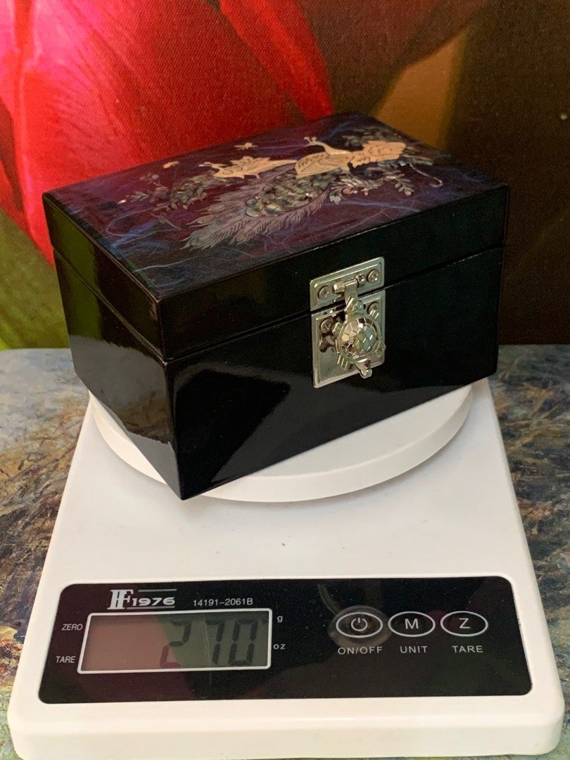 Vintage Korean traditional lacquer mother of pearl jewelry box ...