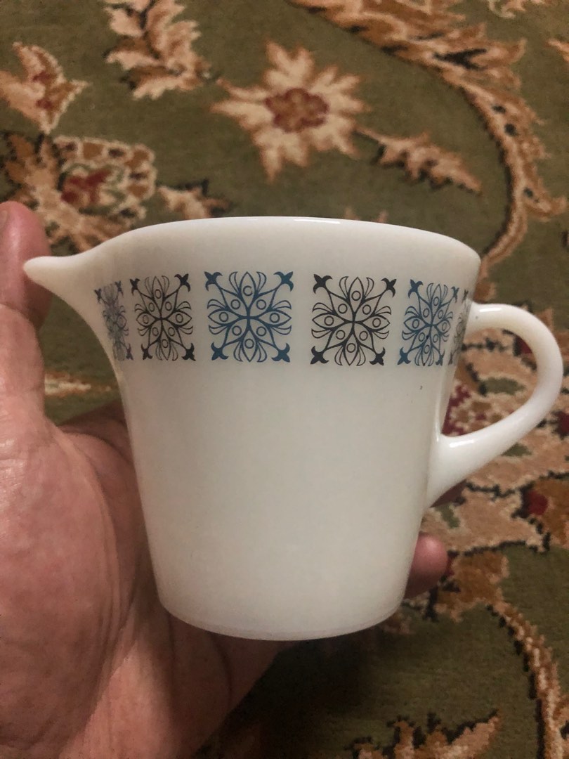 VINTAGE PYREX CHELSEA MILKING JAR, Hobbies & Toys, Collectibles ...