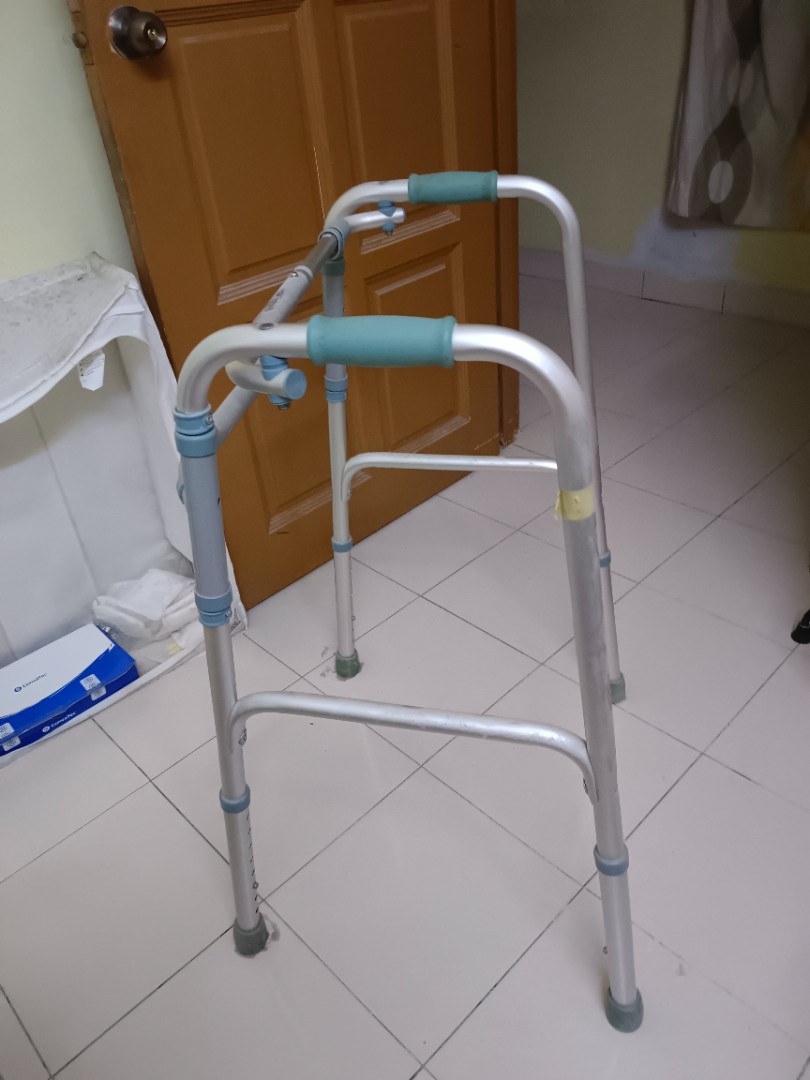 Walking stand no wheels, Health & Nutrition, Medical Supplies & Tools ...