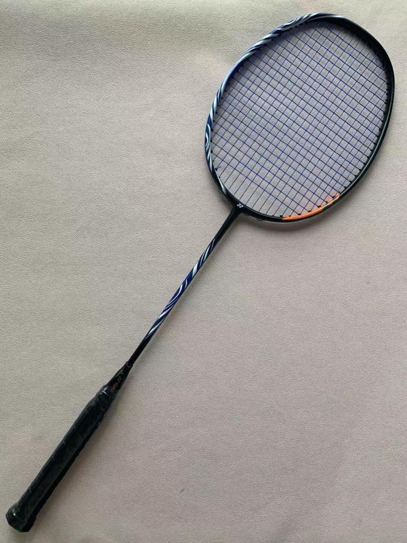 Yonex Astrox 100zz Navy Blue Used, Sports Equipment, Sports & Games ...