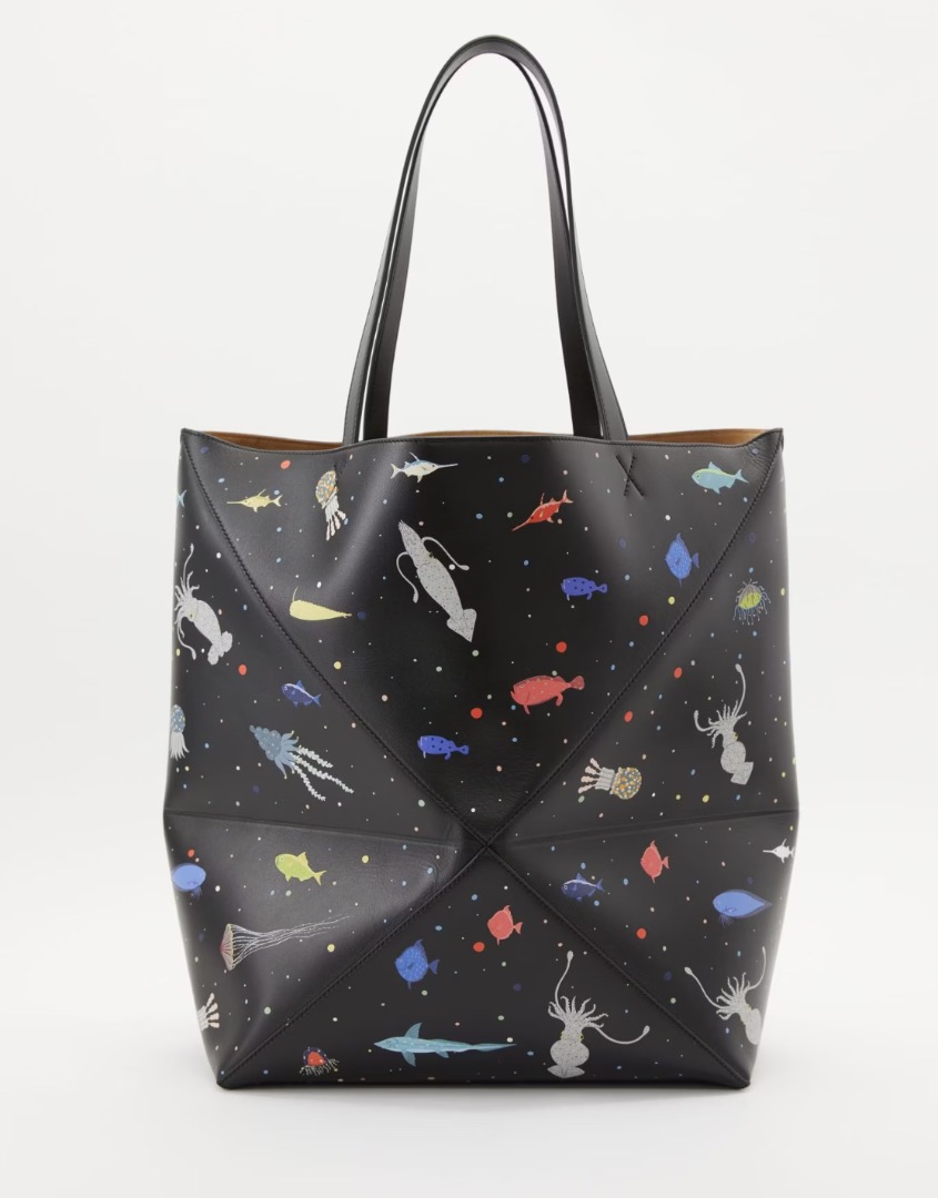 平過原價送VVIC popup book現貨見面交收 Loewe Suna Fujita deep sea XL puzzle fold ...