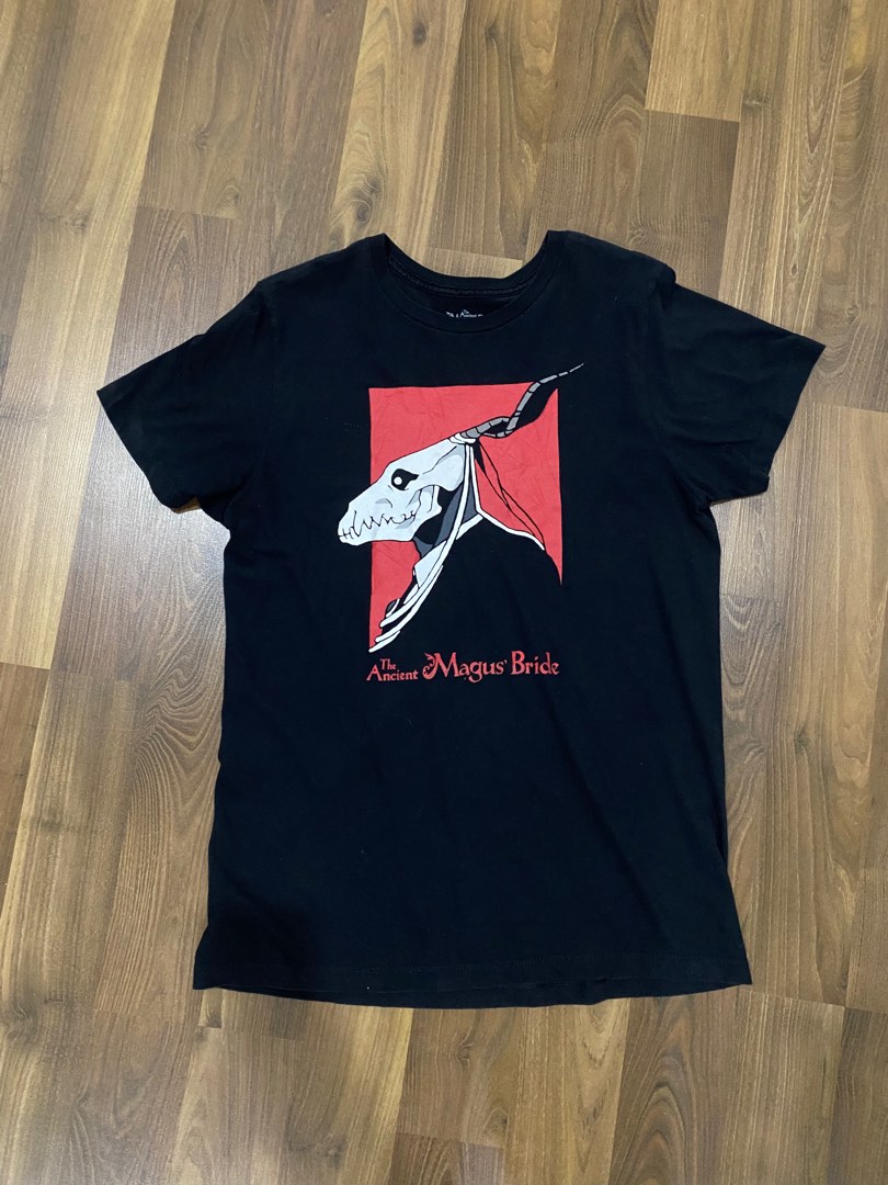Anime Shirt The Ancient Magus Bride, Men's Fashion, Activewear on Carousell