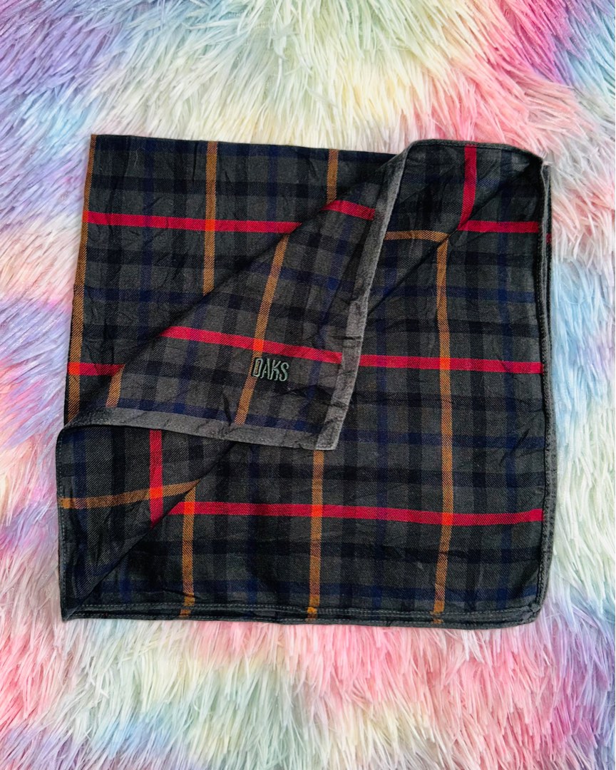 DAKS Checkered Hanky, Men's Fashion, Watches & Accessories ...