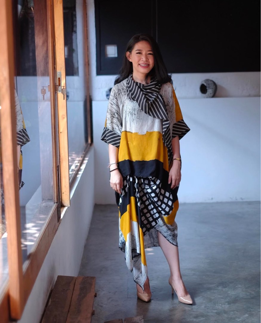 LULU LUTFI LABIBI - Dress, Fesyen Wanita, Pakaian Wanita, Gaun & Rok di ...