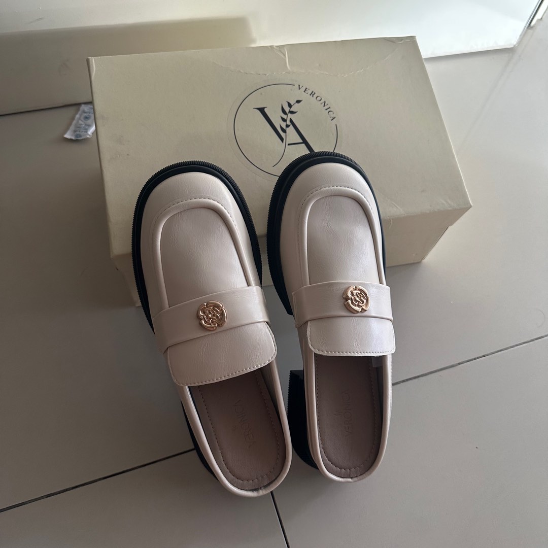 NEW Veronica Hera Platform Loafers Shoes, Fesyen Wanita, Sepatu di ...