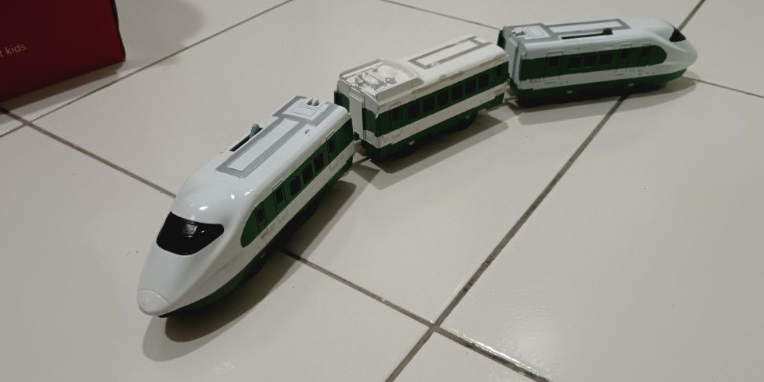 Plarail Shinkansen E2 Hayate (200 series livery custom), Hobbies & Toys ...