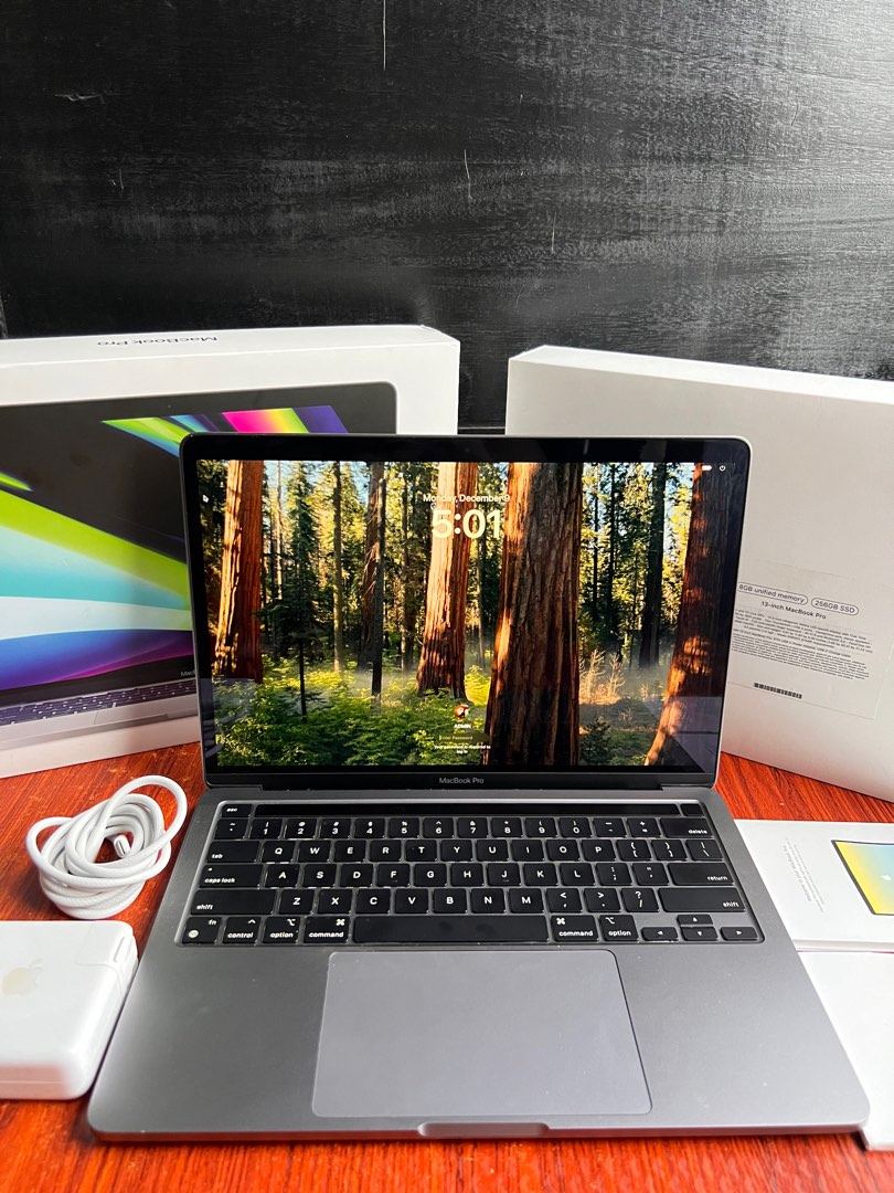 RUSH! NEGOTIABLE MACBOOK PRO M2 2022 OR SWAP IP 15 PRO MAX, Computers ...