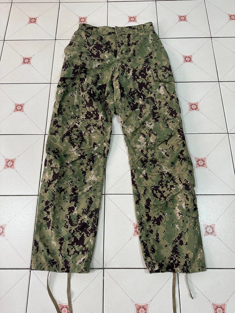 US Navy NWU Type III AOR2 Digital Woodland Uniform Pants, Men's Fashion ...