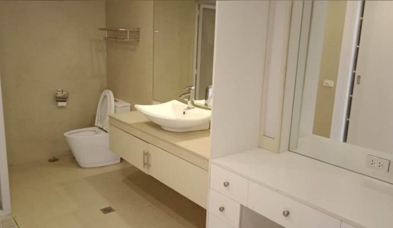 80 sqm Lot with 3 Bedroom Towmhouse in Valle Verde 5, Pasig City ...