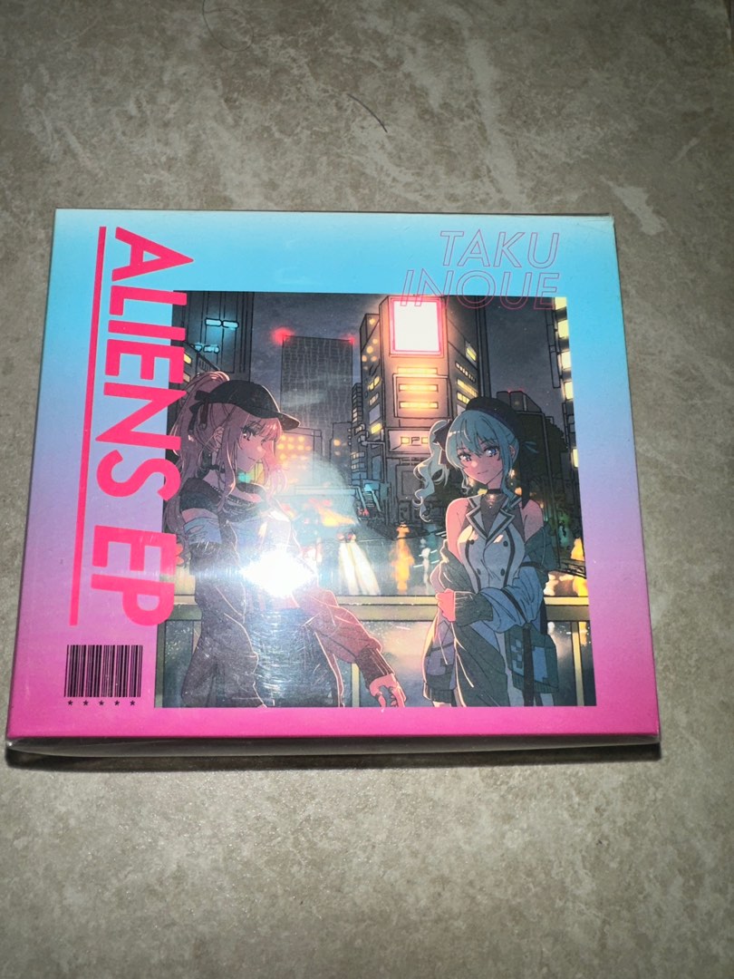 （特價清貨）全新未開封 TAKU INOUE 1st EP 「ALIENS EP」[初回生産限定盤] hololive 星街彗星 星街すいせい MoriCalliope 跟t-shirt ...