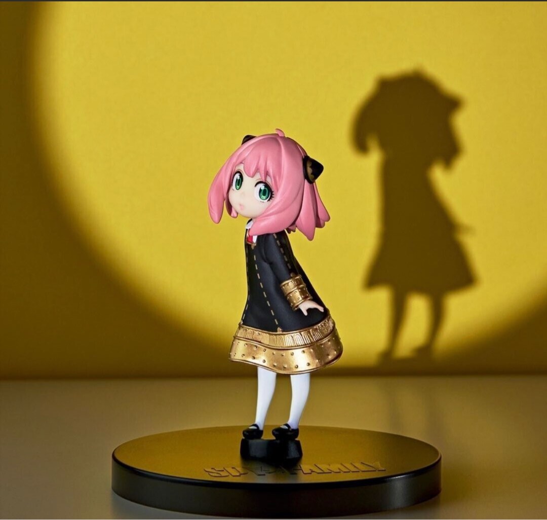 Anya Forger, SpyxFamily, Hobbies & Toys, Collectibles & Memorabilia ...